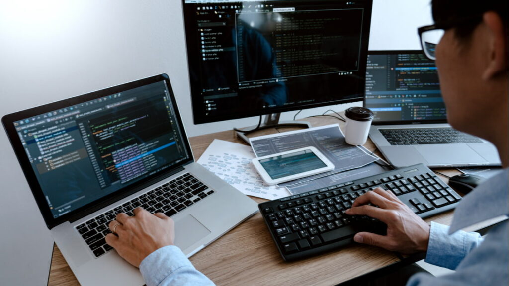 How Much to Hire a Software Developer: Freelance vs Full-Time Costs